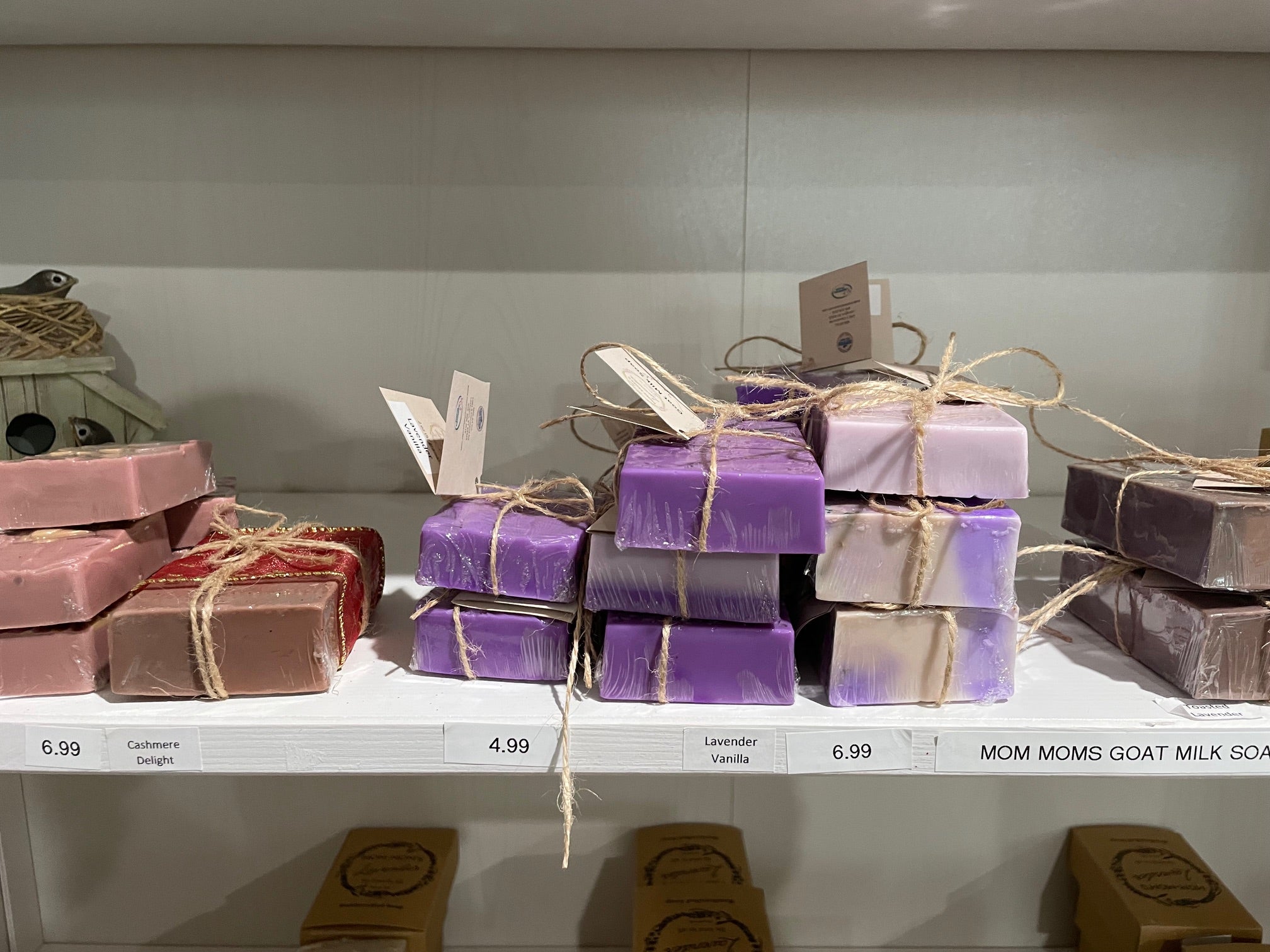 Hand-made Soaps – Mom-Moms-Lavender